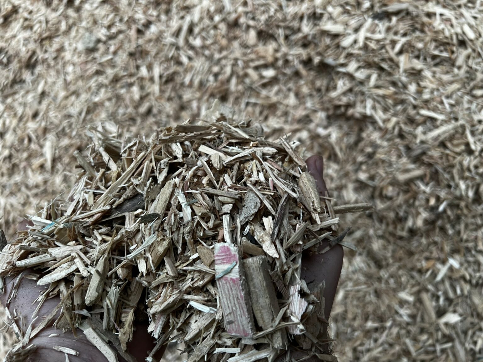 25mm Recycled Pallet Mulch – The Mulch Centre